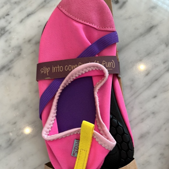 Fitkicks | Shoes | New Kids Fitkicks Swim Active Slipper Shoe Pink Or ...